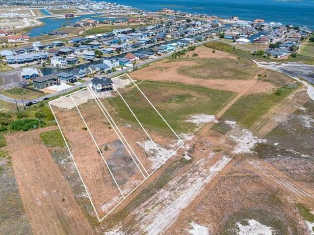 117 Port St Claire, Aransas Pass, TX 78336