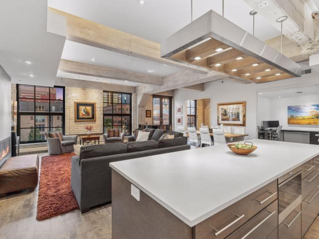 117 Portland Avenue # 605