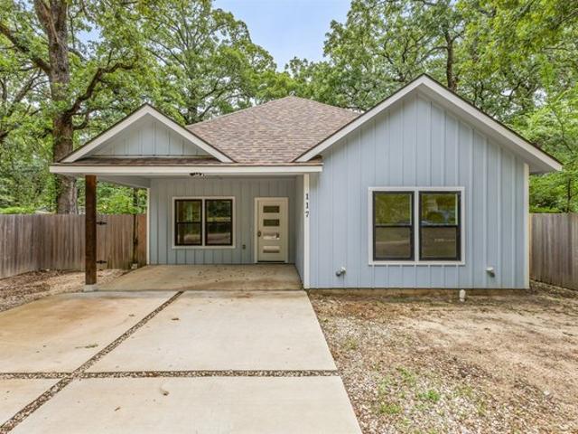 117 Pawnee Trl, Mabank, TX 75156