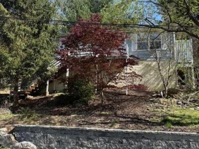 117 Pearl St, East Stroudsburg, PA 18301