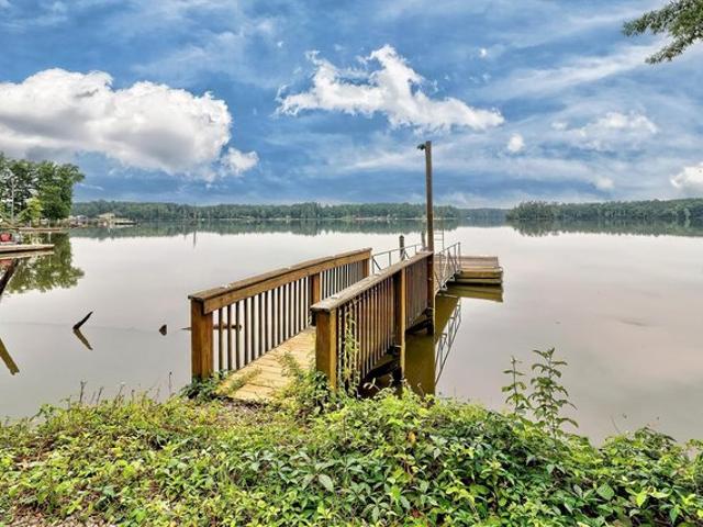 117 Peninsula Ct, Prosperity, SC 29127