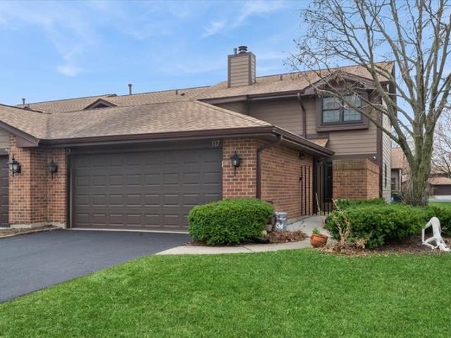 117 Prairie Dr, Westmont, IL 60559
