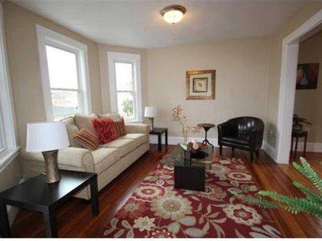 117 Quincy St Unit 2, Quincy, MA 02169