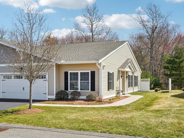 117 Rogerson Xing Unit 117, Uxbridge, MA 01569