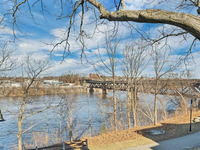 117 Riverwalk Way # 4F