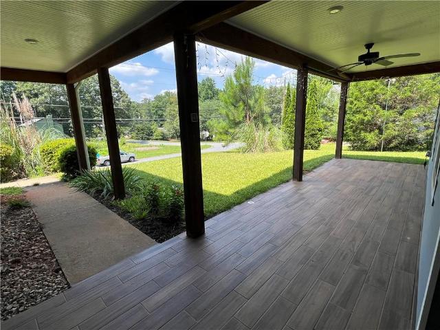 117 River Oaks Drive