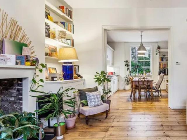 117 Richmond Avenue, Angel, London, N1 0LR, United Kingdom | 2 bed duplex for rent #140657818 | Rentberry