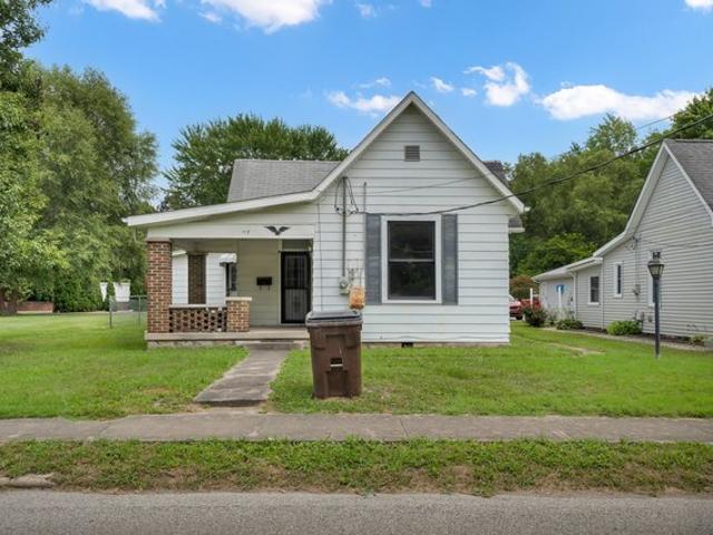 117 W College St, North Vernon, IN 47265