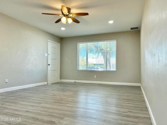 117 W Del Rio Drive