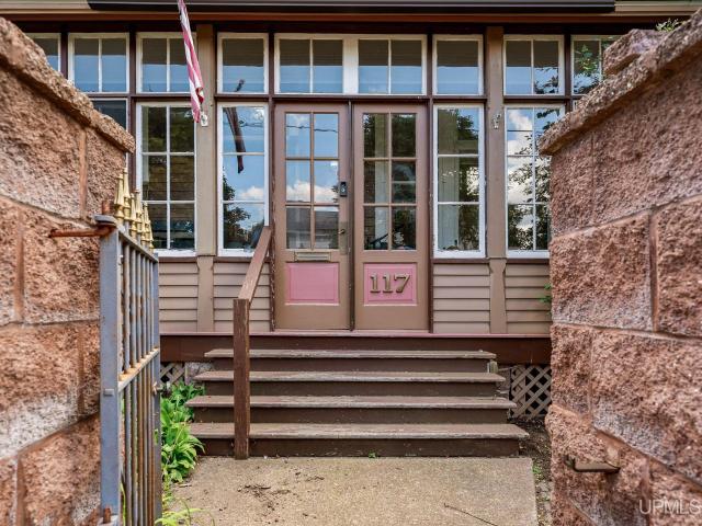 117 W Ridge Street