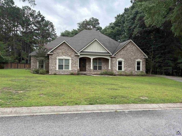 117 Waters Edge Ct, Kathleen, GA 31047
