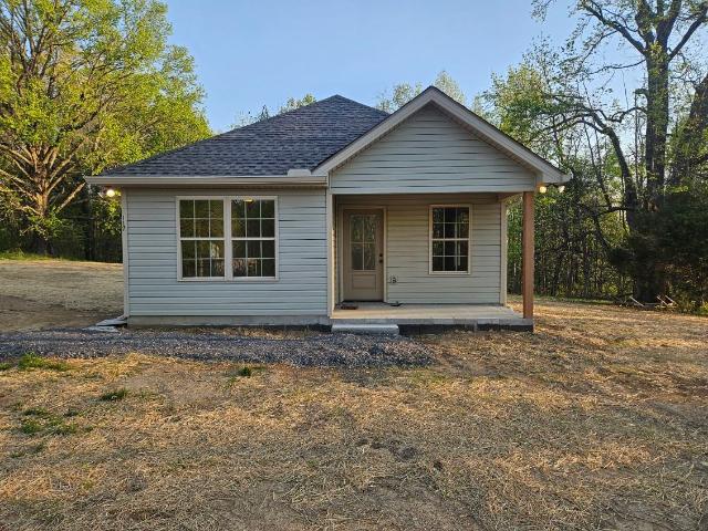 117 White Ln, Portland, TN 37148 | MLS #3170 | Compass