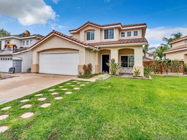 117 Willow Pond Rd, Santee, CA 92071