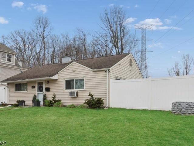 117 Winthrop Rd, Edison, NJ 08817 | MLS #4016 | Compass