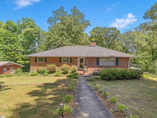 117 Tanglewylde Drive