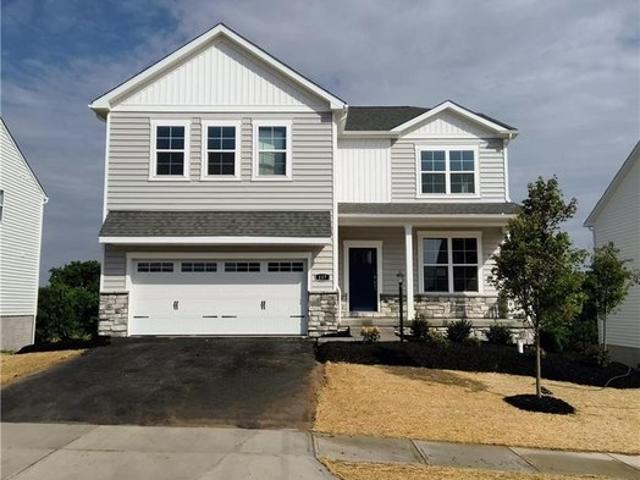 117 Victoria Dr, Coraopolis, PA 15108