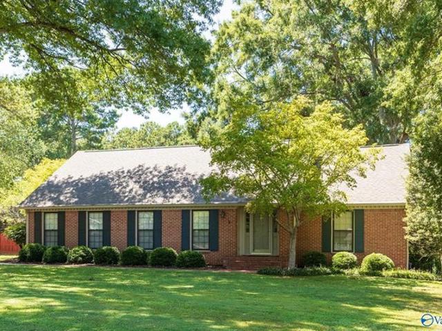 117 Yorkshire Dr, Athens, AL 35613