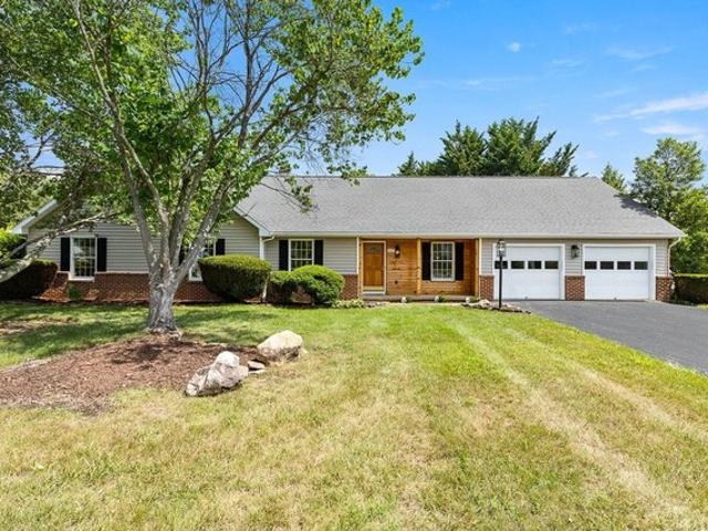 117 Yarmouth Rd, Stuarts Draft, VA 24477