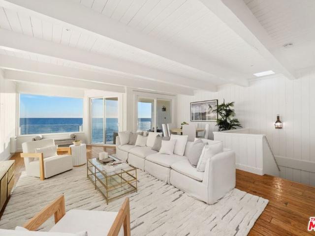 11840 Beach Club Way