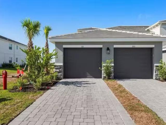 11841 Venetian Lagoon Dr #101, Fort Myers, FL 33913 MLS 2240.
