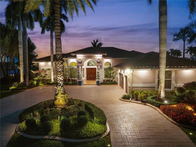 11841 NW 2nd St, Coral Springs, FL