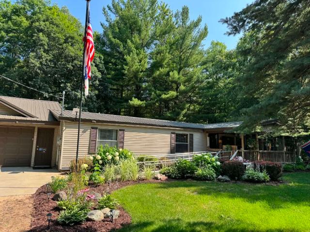 11842 W Eight Point Lake Road