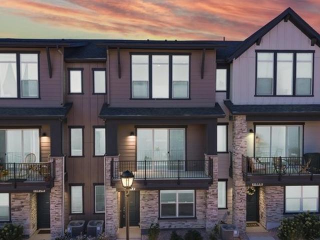 11842 W 52nd Ave, Wheat Ridge, CO 80033