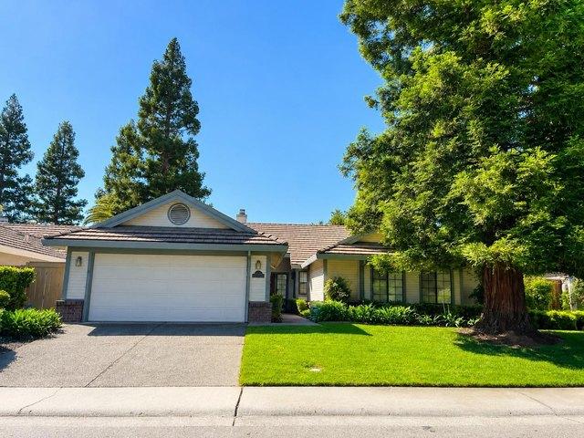 11845 Prospect Hill Dr, Gold River, CA 95670