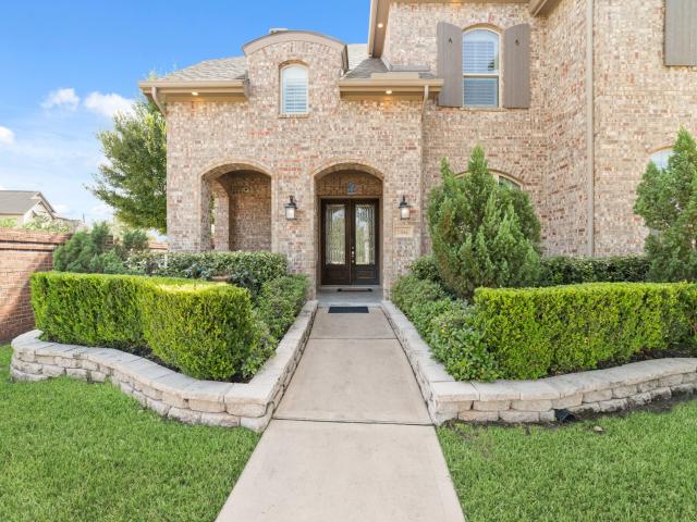 11846 Cardow Drive