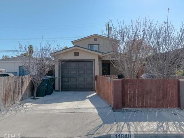 11848 168th St, Artesia, CA 90701
