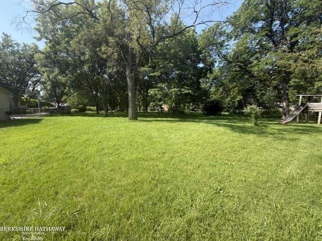 11849 Carney St, Warren, MI 48089