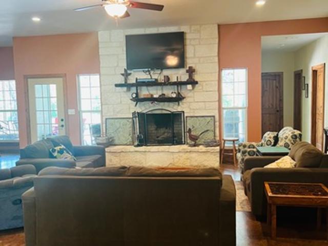 1184 Mountain Valley