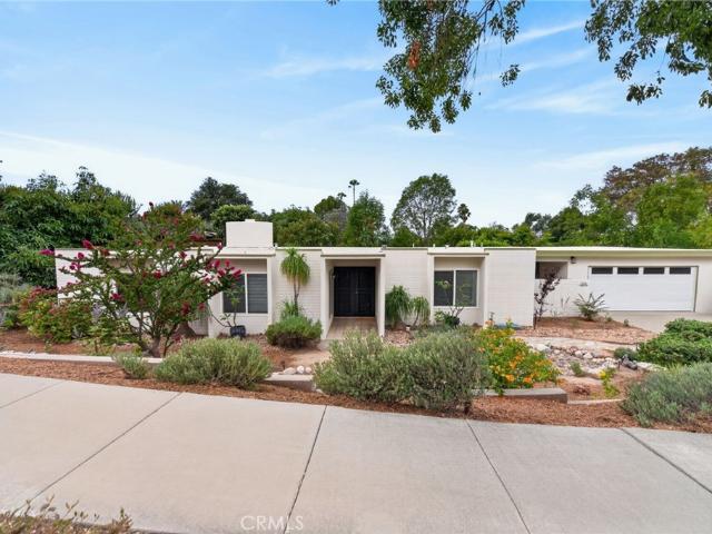 1184 Lyndhurst