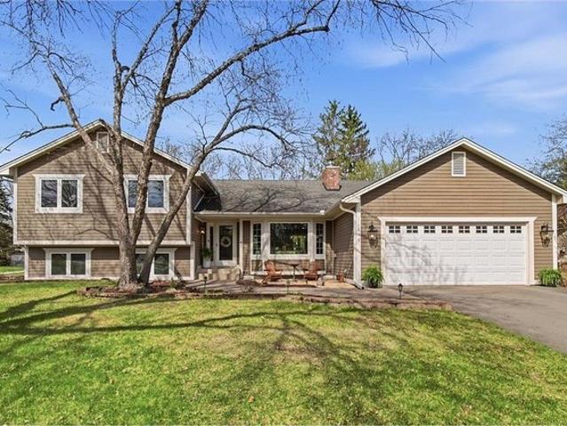 1184 th Ave N, Maple Grove, MN 55369