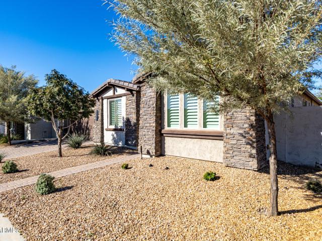 1184 W Silver Creek Ln, San Tan Valley, AZ 85140 | MLS #6976 | Compass