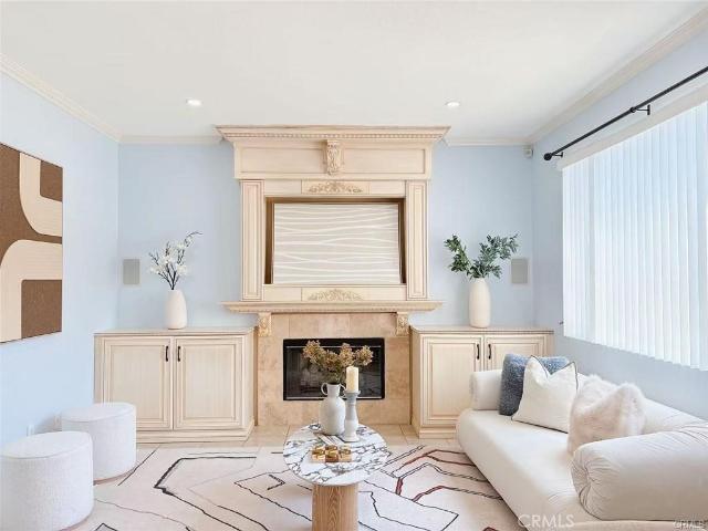 11853 Saybrook