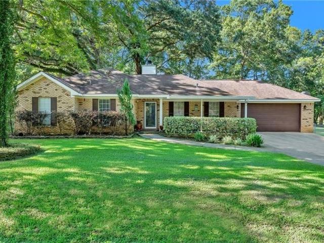 11851 Mose Ln N, Grand Bay, AL 36541