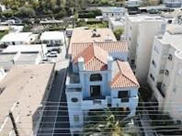 11852 Washington Pl #3, Los Angeles, CA 90066