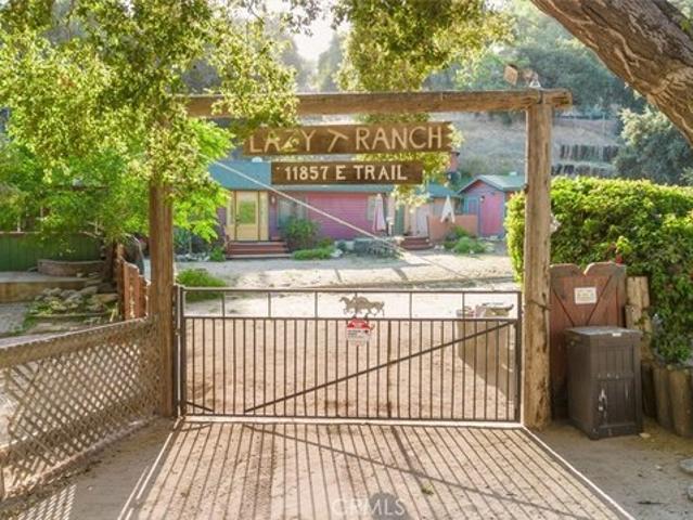 11857 East Trl, Sylmar, CA 91342