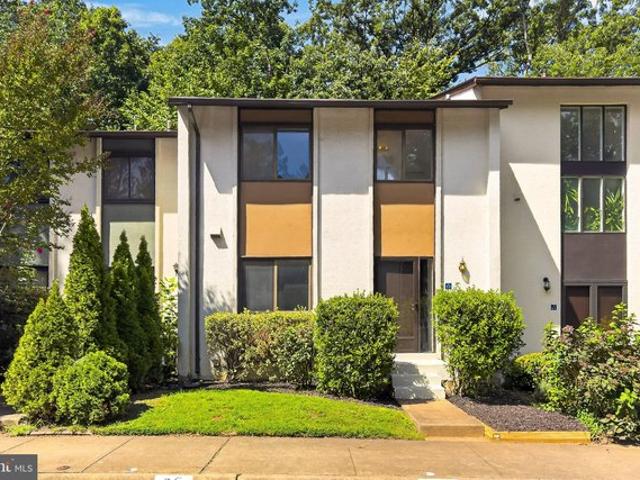 11859 Coopers Ct, Reston, VA 20191