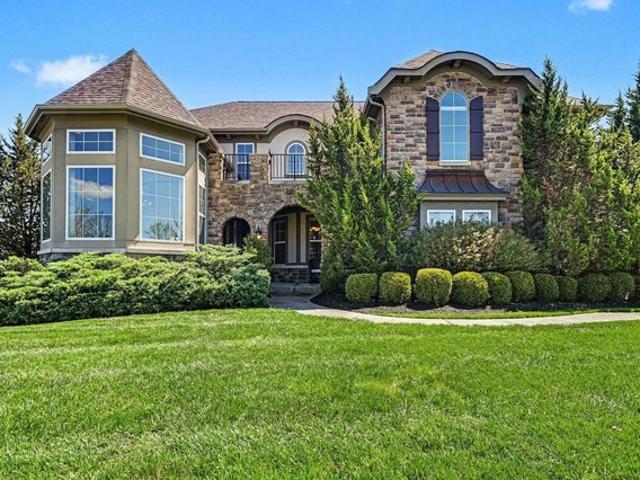 1185 Monarchos Rdg, Union, KY 41091