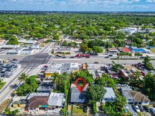 1185 NW 118th St, Miami, FL 33168