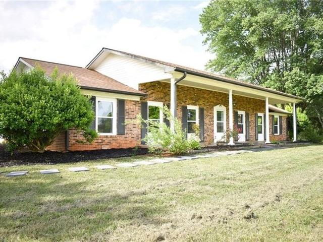 1185 Couchs Fish Lake Rd, State Road, NC 28676