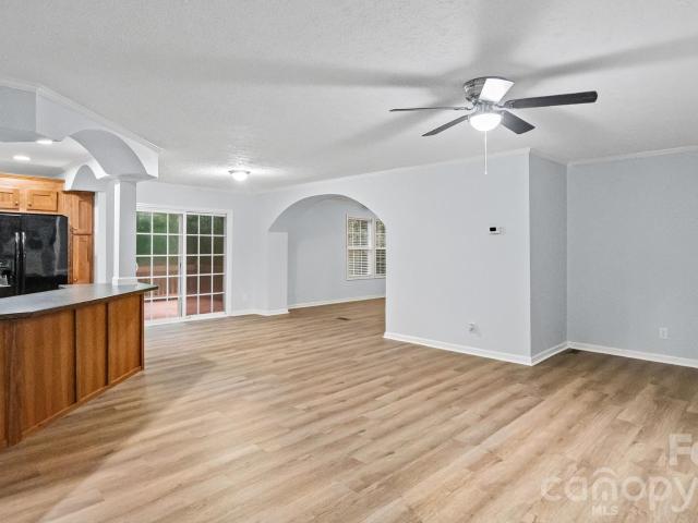 1185 Galway Lane
