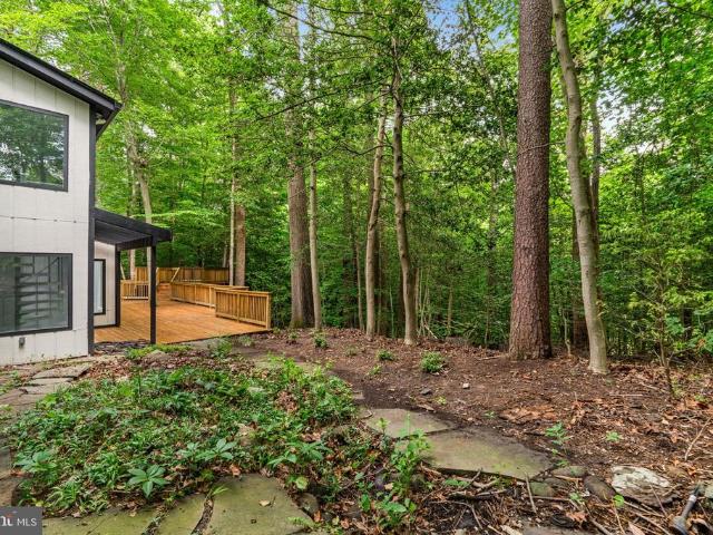 1185 Harbor Oak Drive