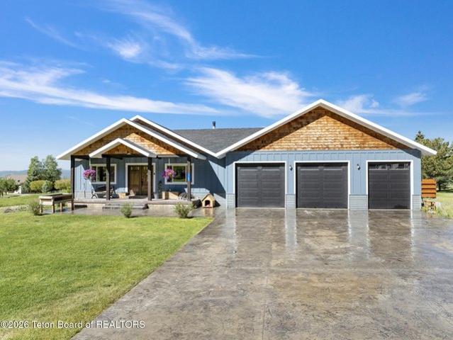 1185 Hardman Rd, Star Valley Ranch, WY 83127