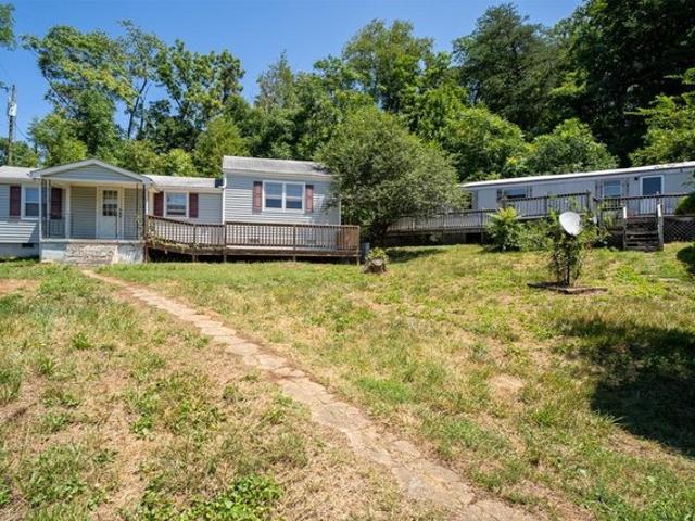 1185 Layne Pl, Crozet, VA 22932
