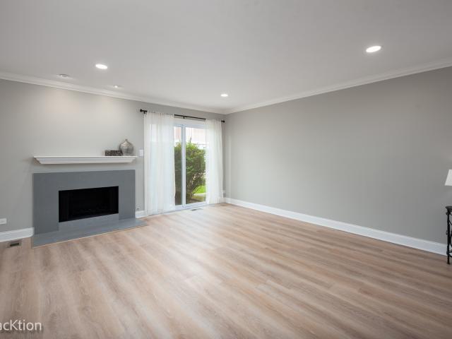 1185 Leicester Court