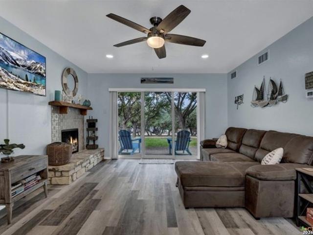 1185 Parkview Dr Apt D24, Canyon Lake, TX 78133
