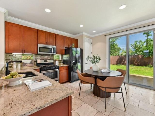 1185 Springdale Rd, Austin, TX 78721